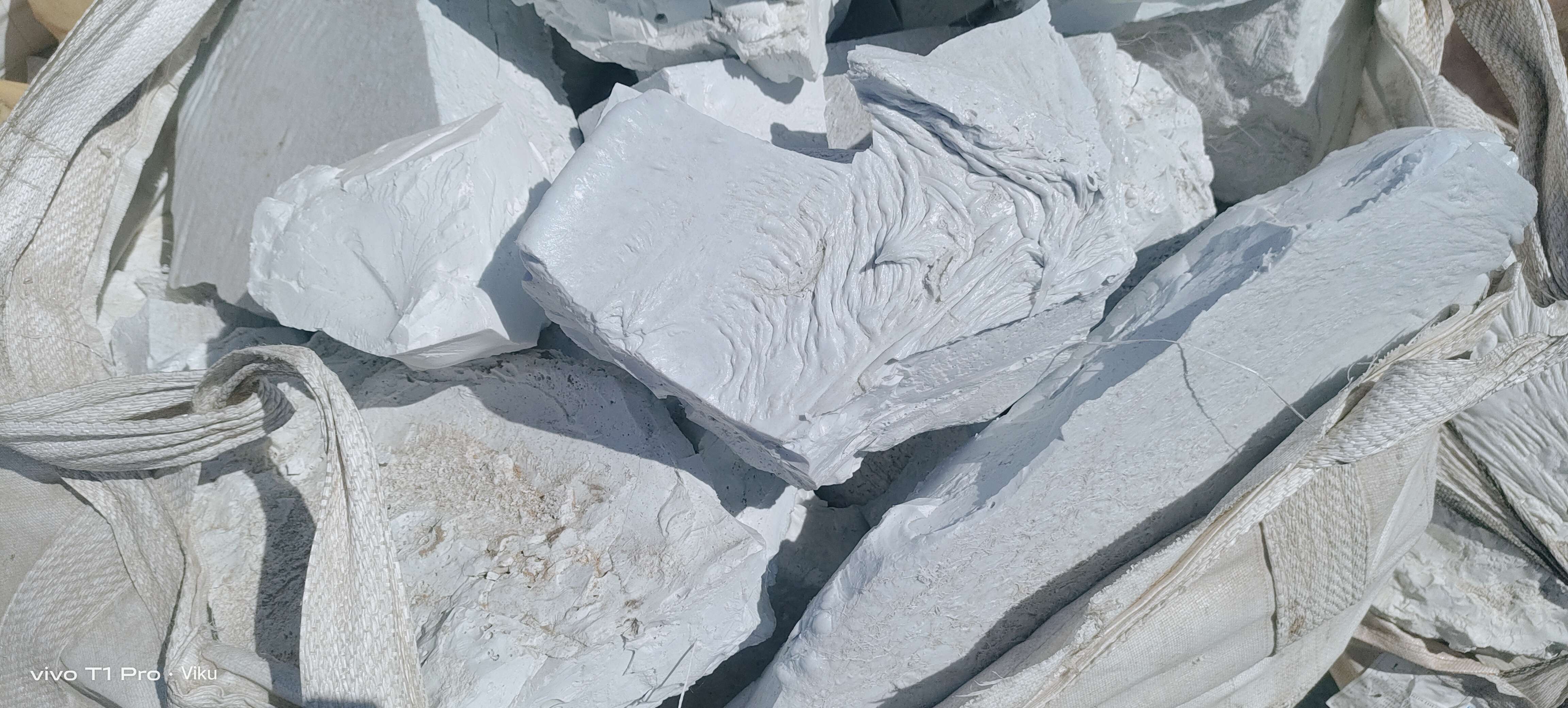 100 TAN,PET,Lumps,injection-molding,Plastic4trade