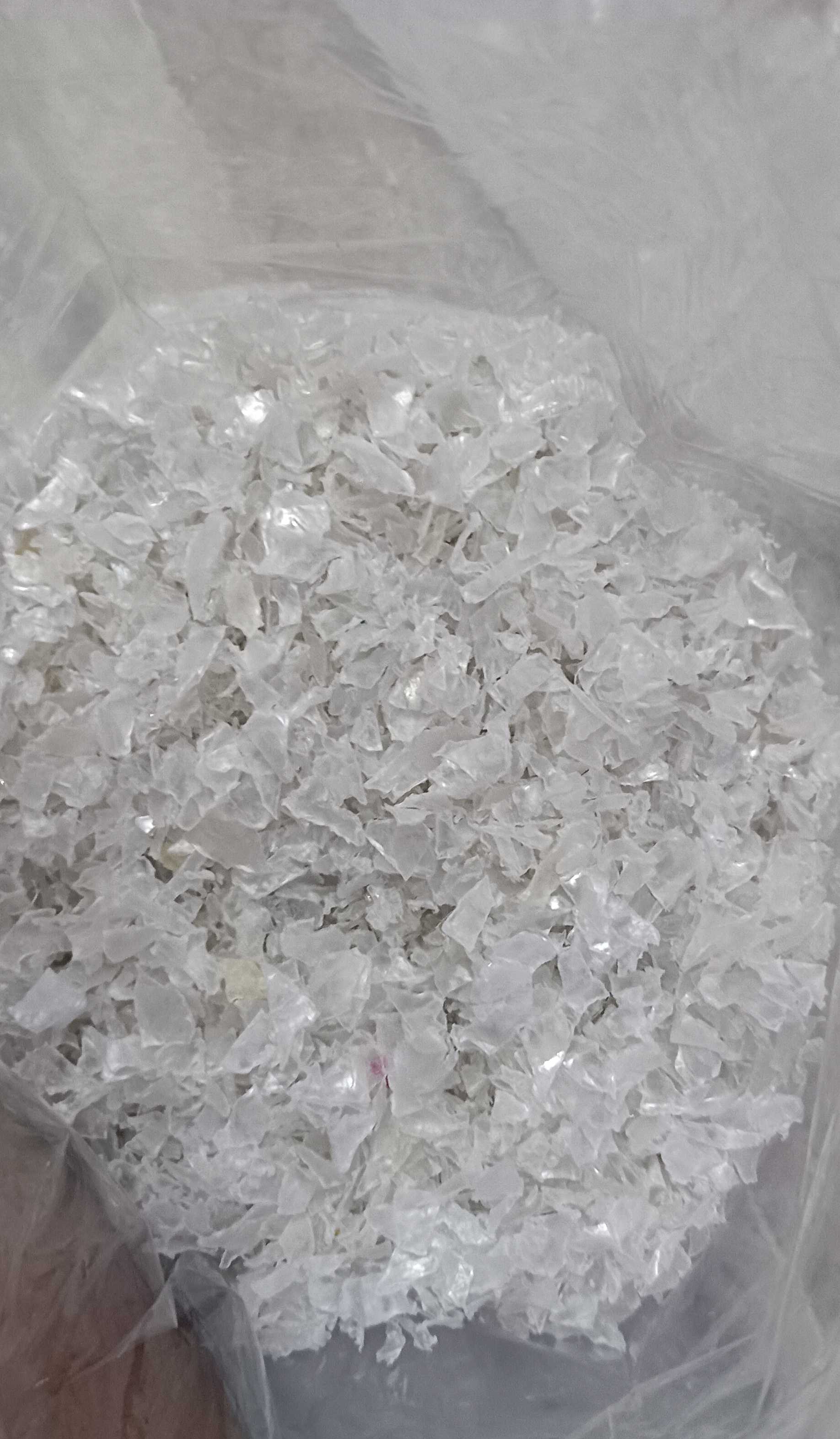 COLD-WASHED PET FLAKES,PET,finish-goods,blow,Plastic4trade