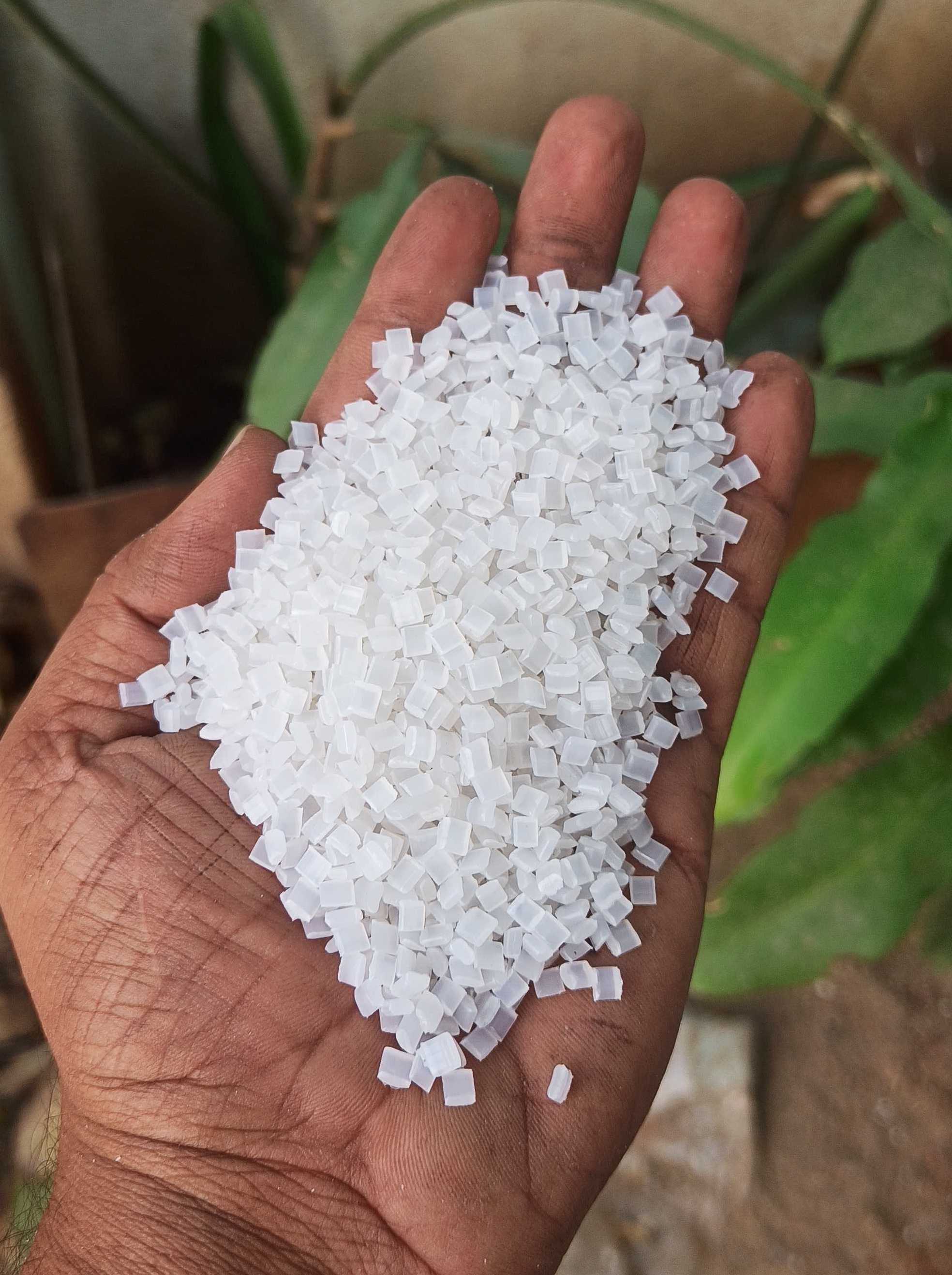 LLDP ROTOMOULD SUPER WHITE,LLDPE,Reprocess Granule,Roto Molding,Laravel