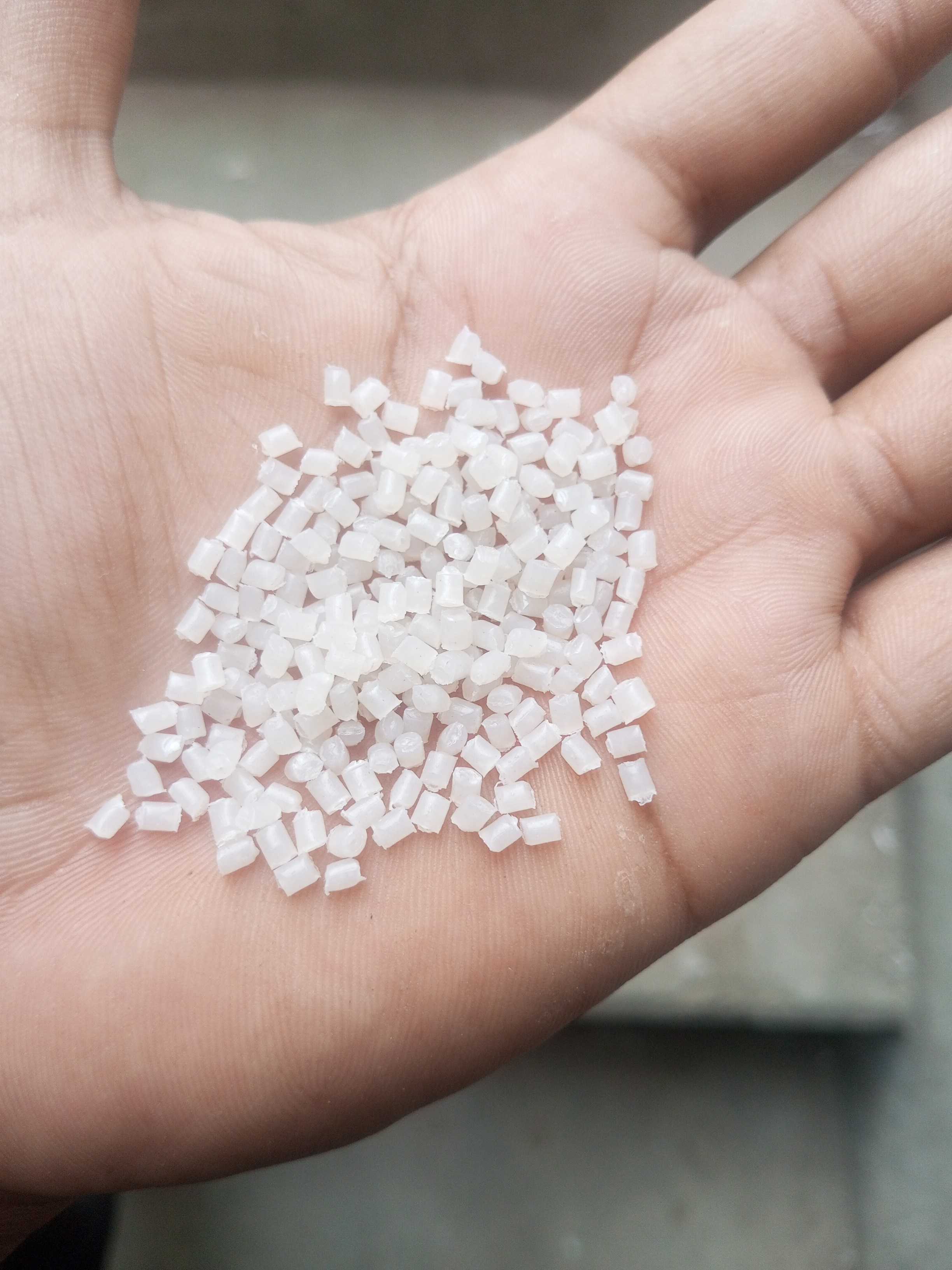 NATURAL PP GRANULES,PP,grinding,injection-molding,Plastic4trade