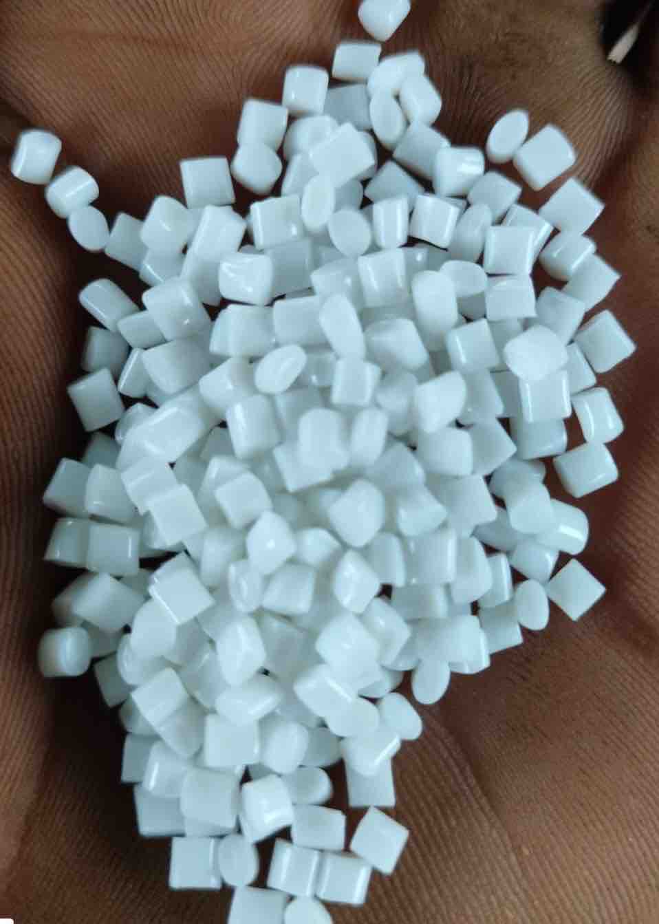 PBT POLYBUTYLENE TEREPHTHALATE,PBT,prime-virgin,injection-molding ...