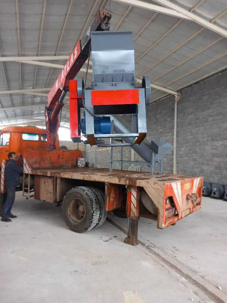 PLASTIC SCRAP GRINDER MACHINE,PET,Grinding,extrusion,pipe,mix-scrap,Laravel