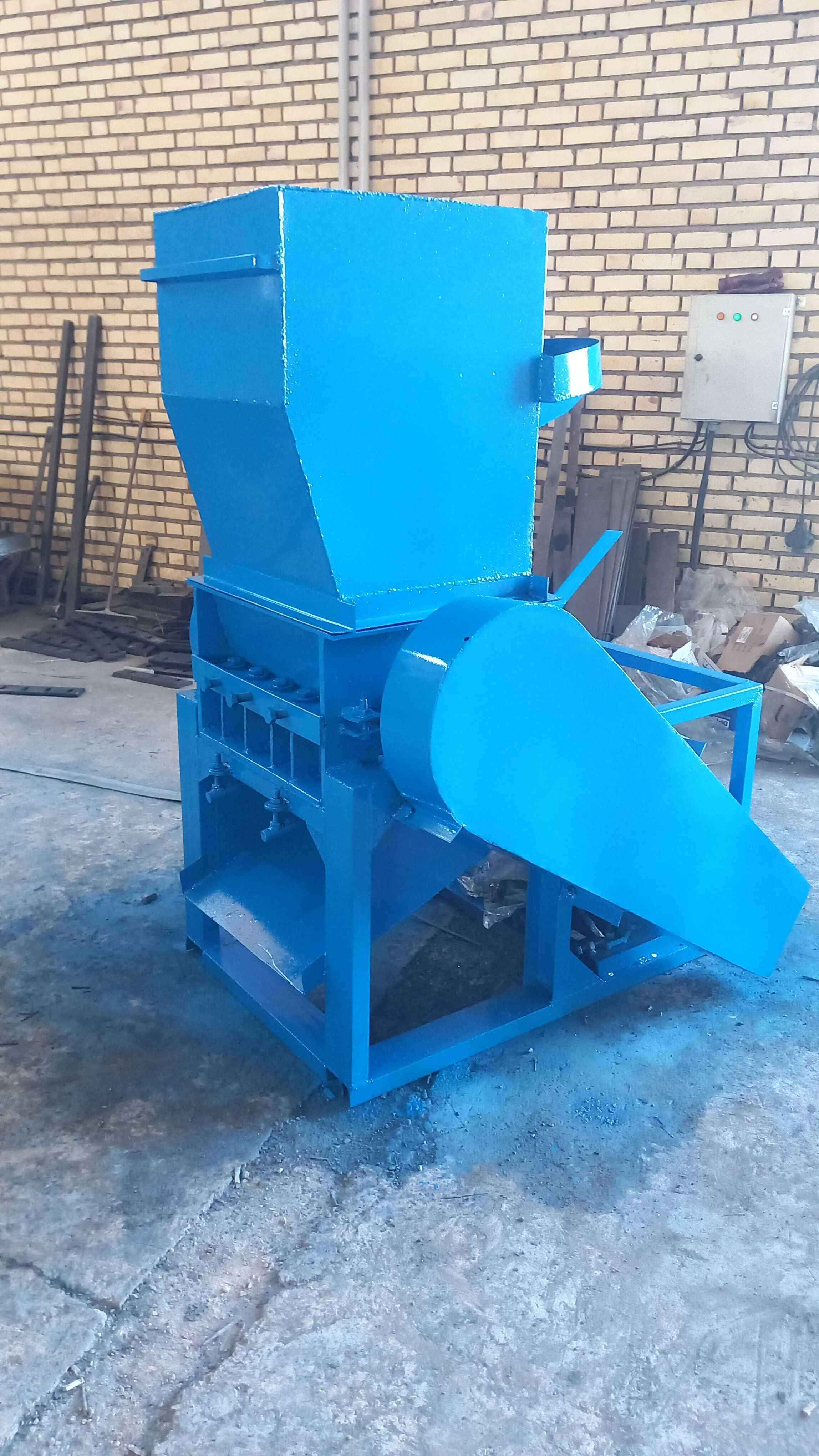 PLASTIC SCRAP GRINDER MACHINE,PET,Grinding,extrusion,pipe,mix-scrap,Laravel