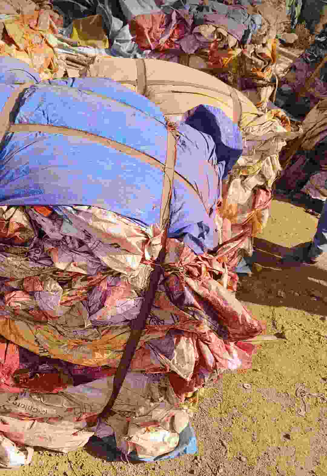 PP RAFFIA COLOURED,PP,Baled,RAFFIA,Plastic4trade